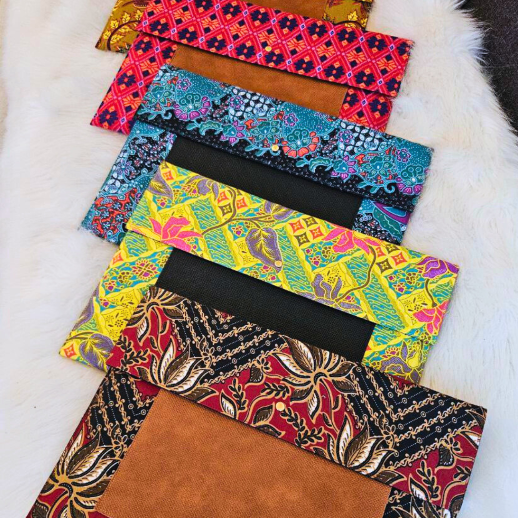 Batik Laptop Sleeves – Royale Culture